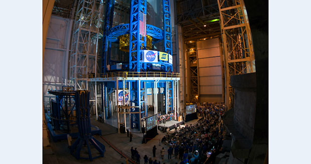 NASA unveils world's largest spacecraft welding tool - Aerospace ...
