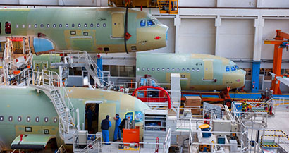 Airbus to raise A320 aircraft production rate - Aerospace Manufacturing ...
