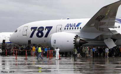 ANA takes Boeing's first 787 Dreamliner - Aerospace Manufacturing and ...