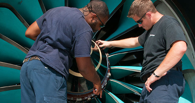 Rolls-Royce tests composite fan systems - Aerospace Manufacturing and ...